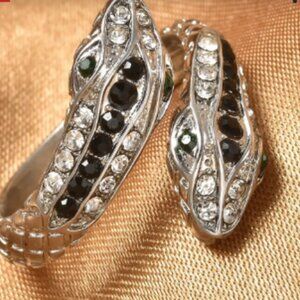 Jewelry | White And Green Austrian Crystal Serpent Couple Open Ring I | Poshmark